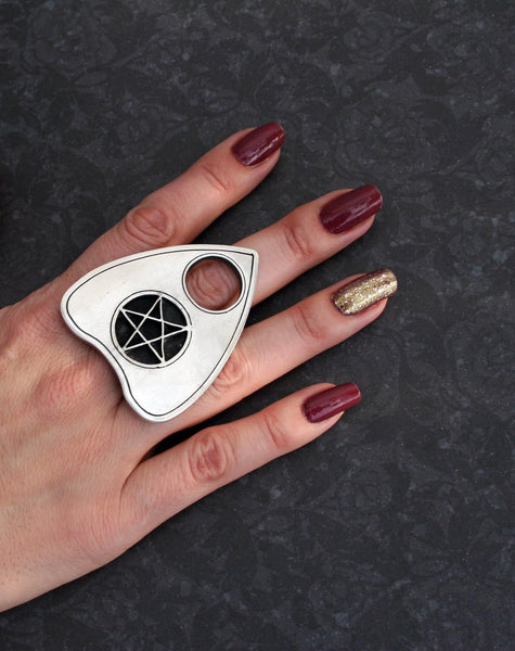 Planchette Ring – The Black Broom